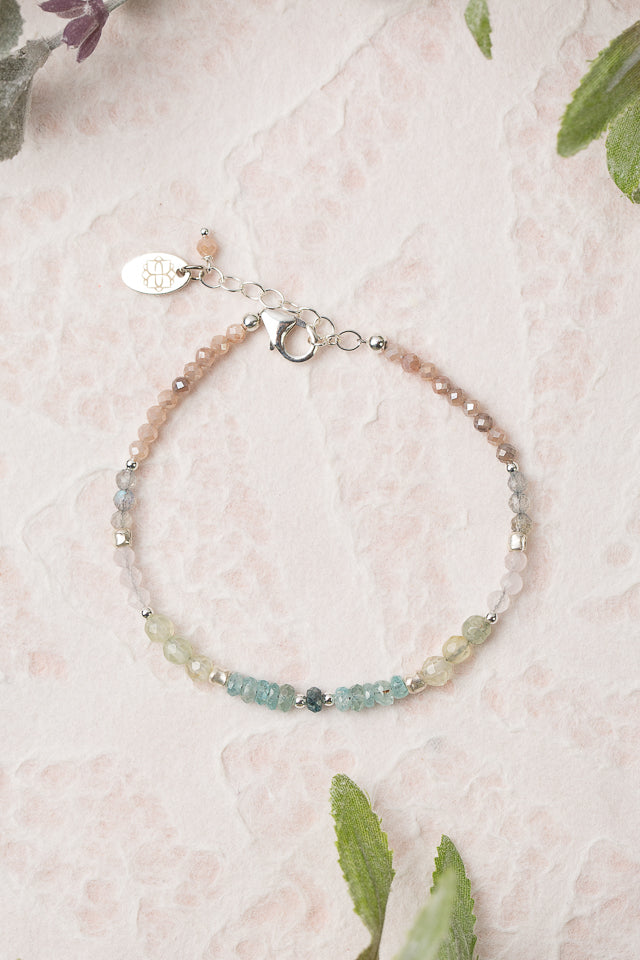 Fae – Anne Vaughan Designs